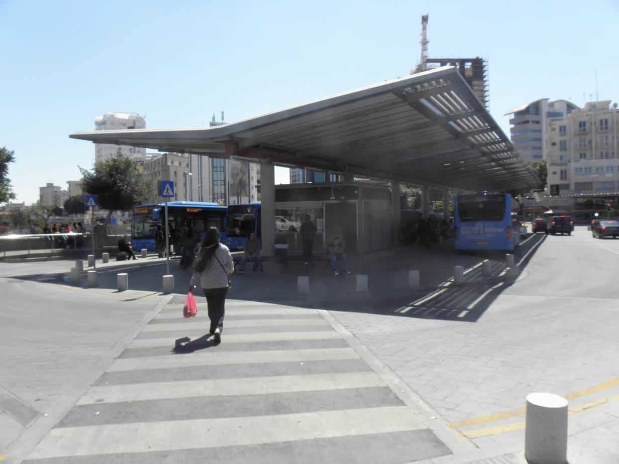 Έλλειψη στεγάστρων στις στάσεις λεωφορείων αστικών δρομολογίων | Κίνημα ...